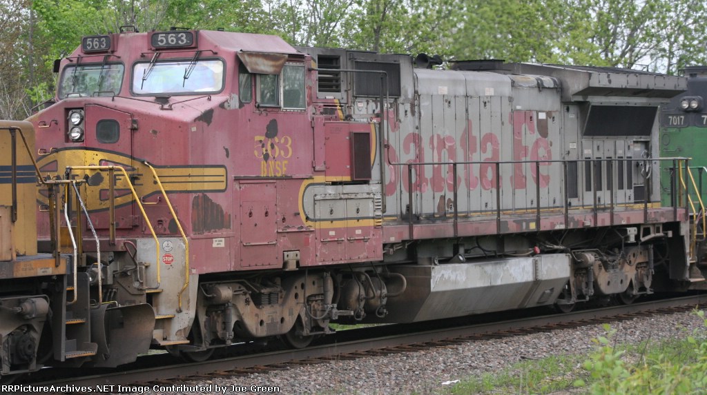BNSF 563